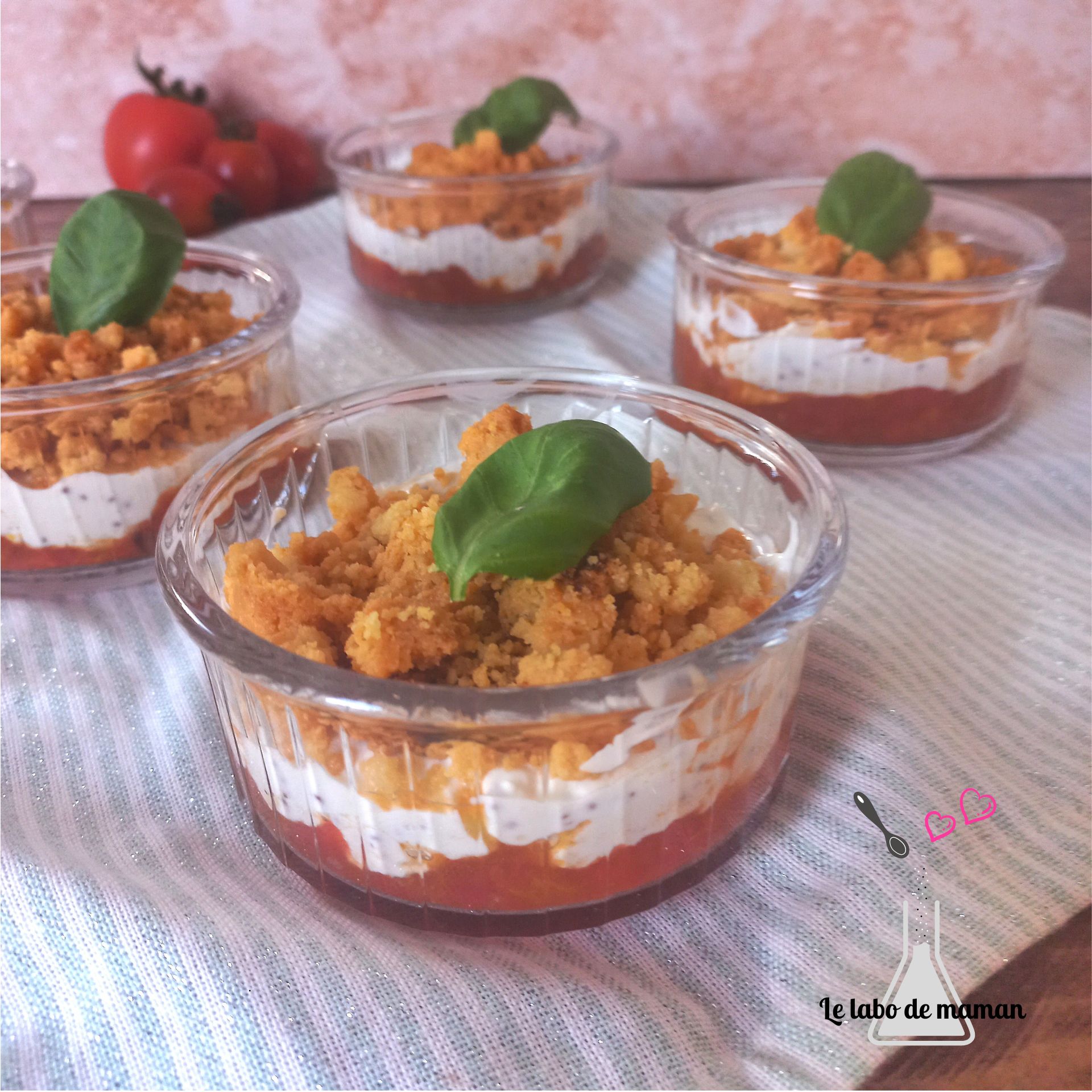 Verrines de crumble de tomates rôties - Le labo de maman