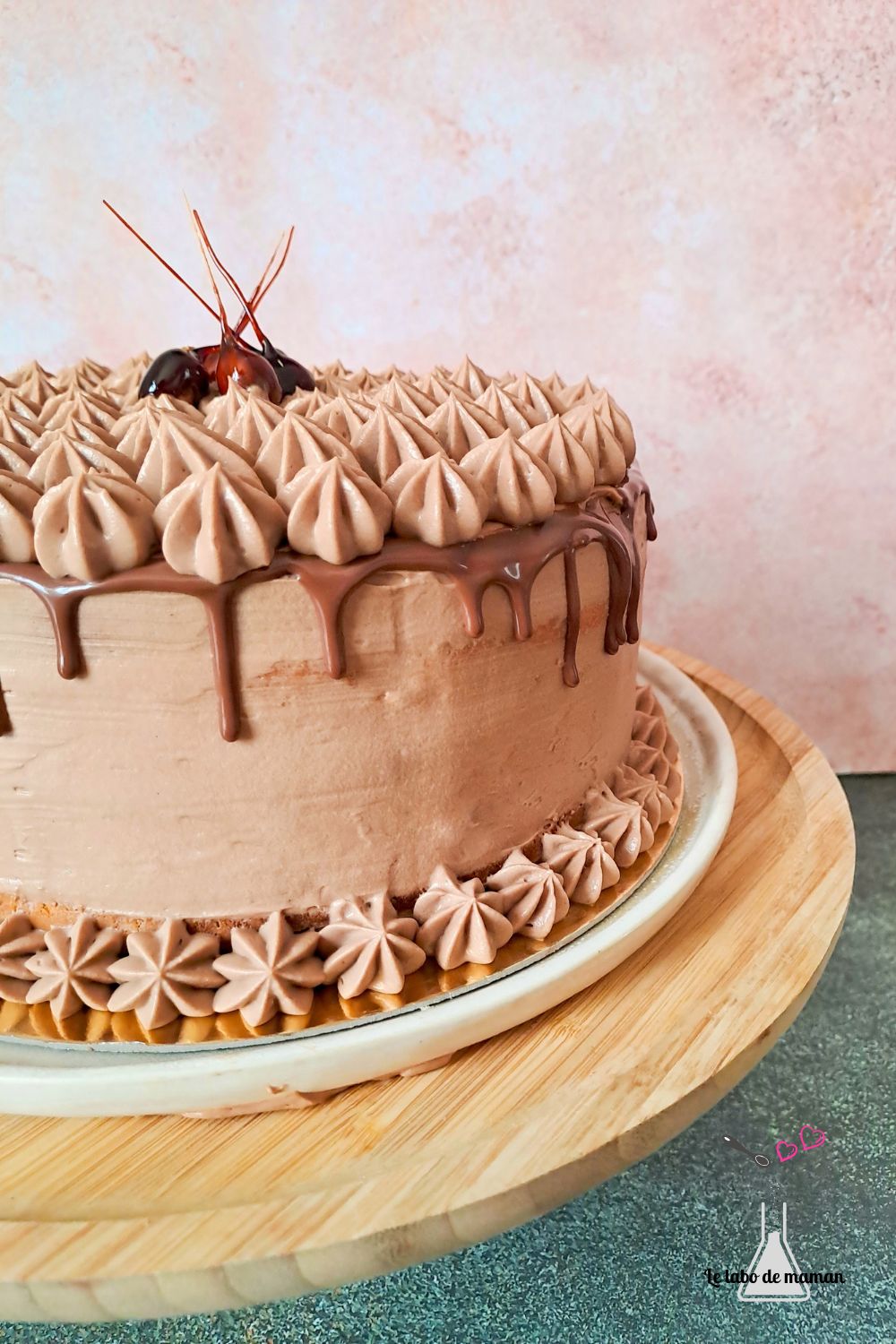 Layer cake chocolat au lait et chocolat praliné - Le labo de maman